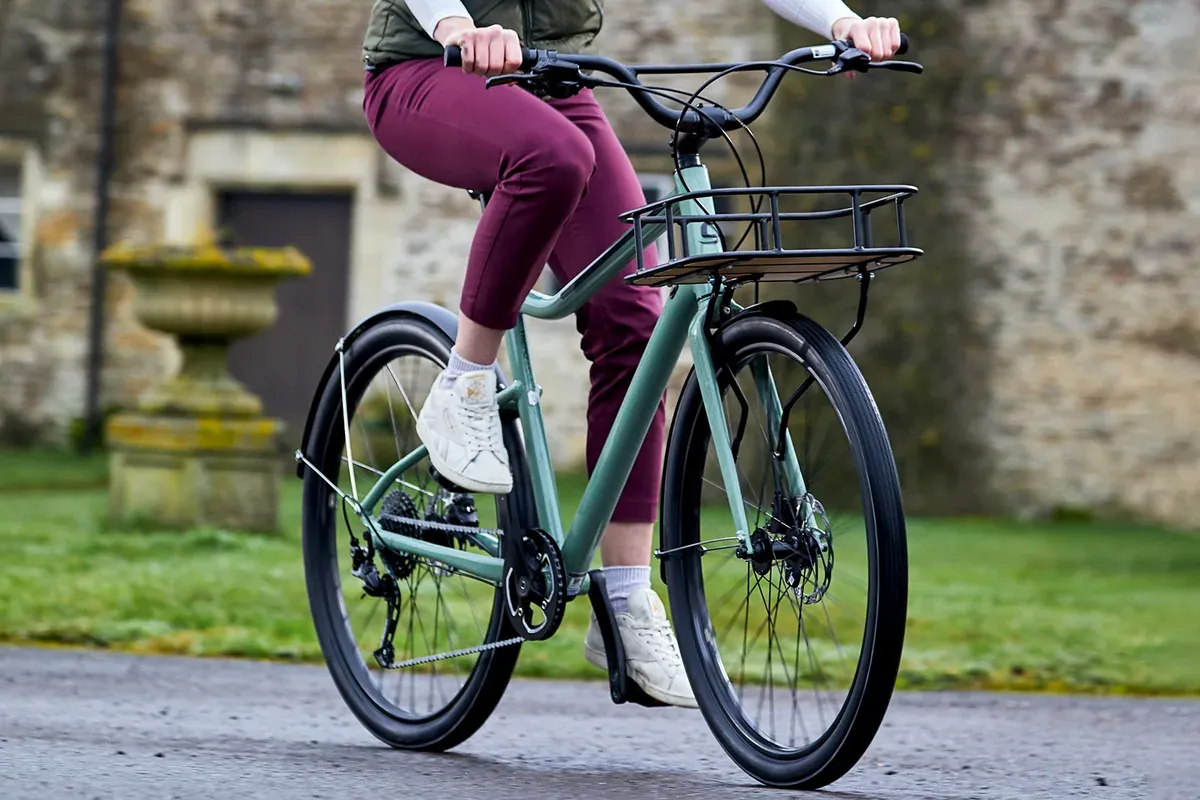 Best Hybrid Bikes 2026 – Top Picks Guide